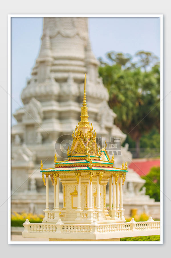 金色柬埔寨金边大皇宫佛塔建筑摄影图片摄影图1024*1542图片素材免费下载-编号1303301-潮点视频