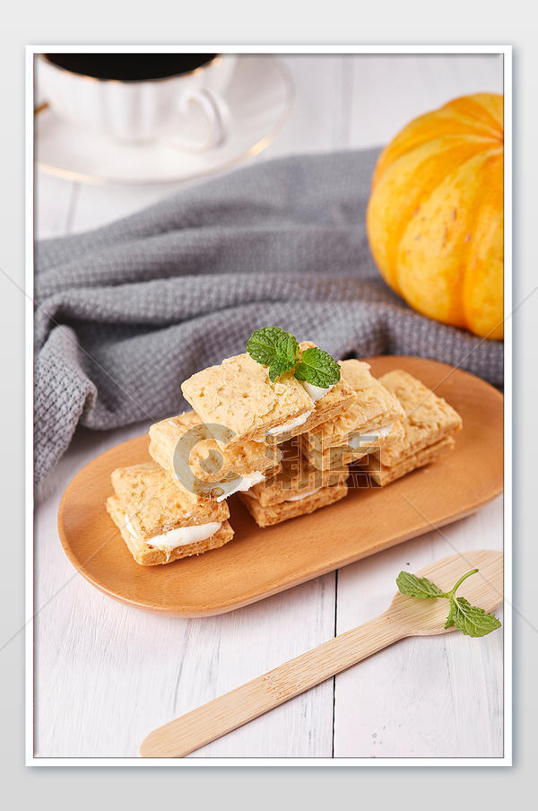 夹心饼干点心酥饼零食碟子甜品美食摄影图片摄影图1024*1542图片素材免费下载-编号1316644-潮点视频