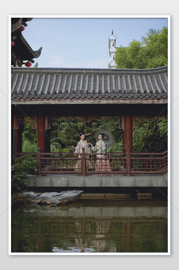 古装汉服美女手拉手游园摄影图摄影图1024*1542图片素材免费下载-编号1340998-潮点视频