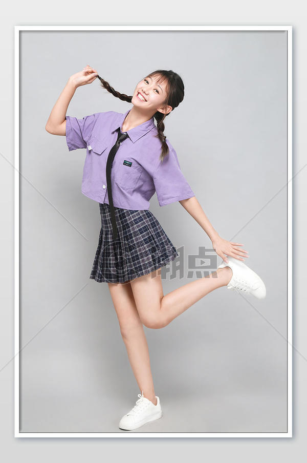 翘腿青春活泼美女时尚写真摄影图1024*1542图片素材免费下载-编号1341386-潮点视频