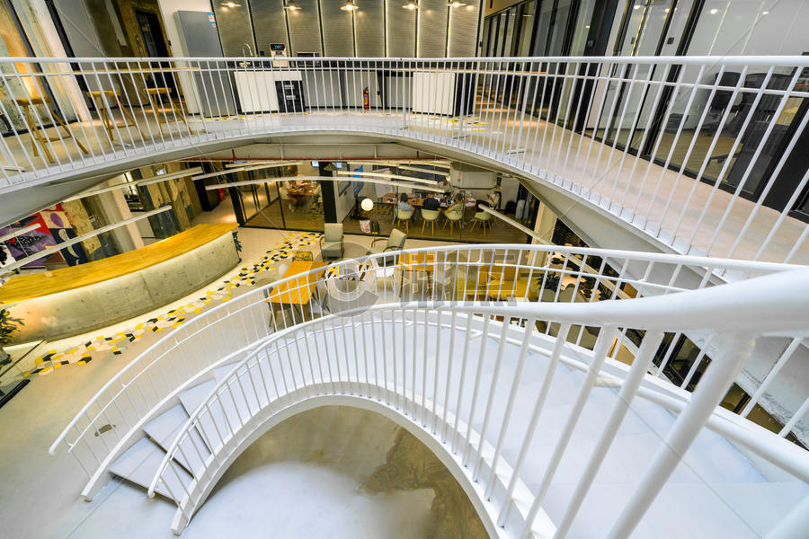 旋转楼梯局部摄影图7943*5298图片素材免费下载-编号663333-潮点视频